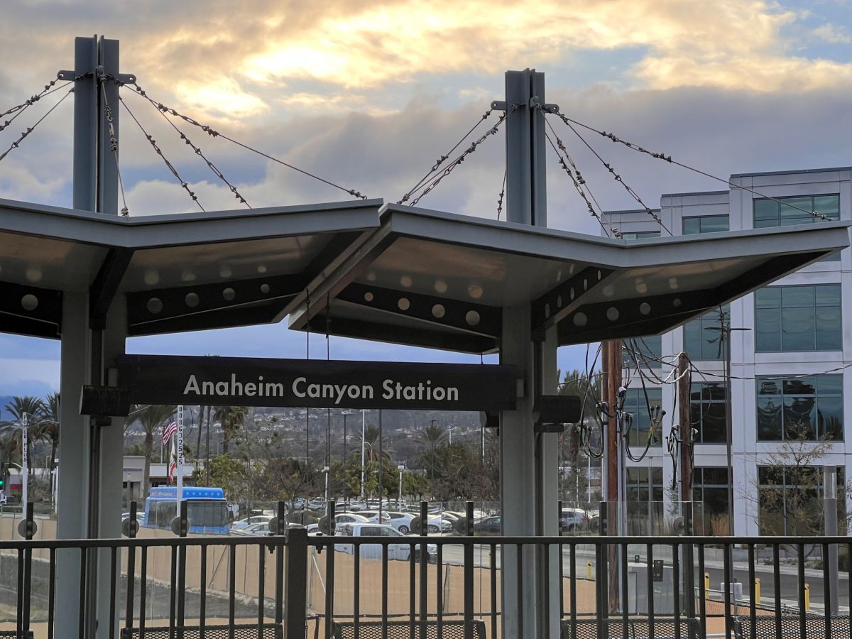 Orange County Transportation Authority (OCTA), Anaheim Canyon Metrolink ...